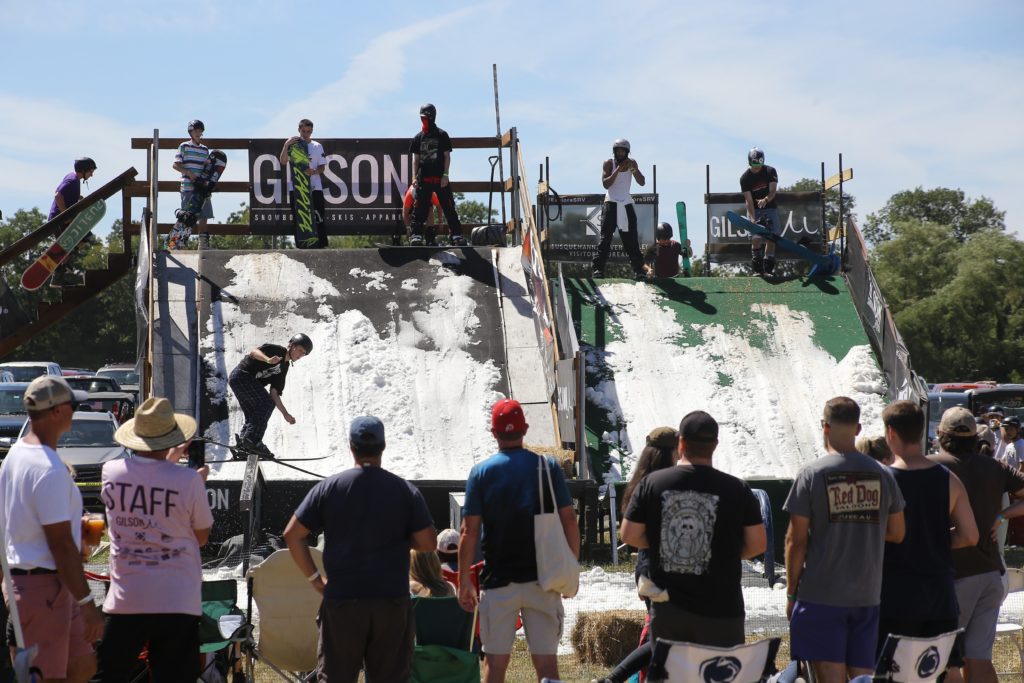 The Gilson Snowbound Rail Jam - Snowbound Expo